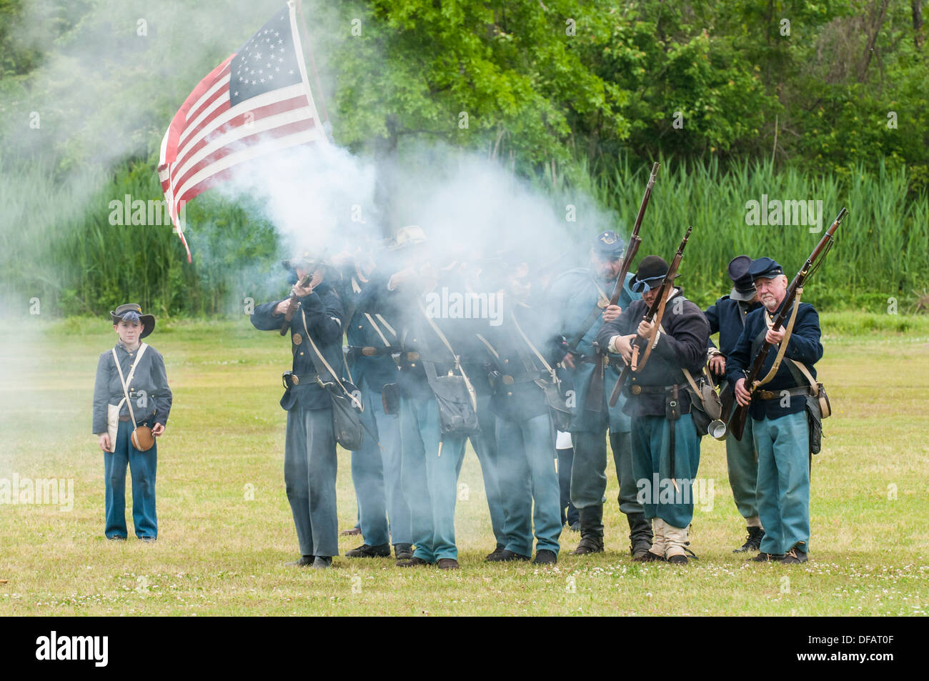Union soldiers at the Thunder on the Roanoke American Civil War ...