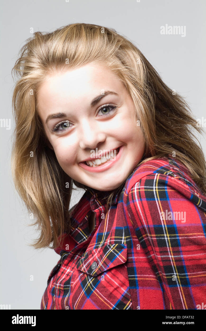 Headshot smiling 13 year old hi-res stock photography and images - Alamy