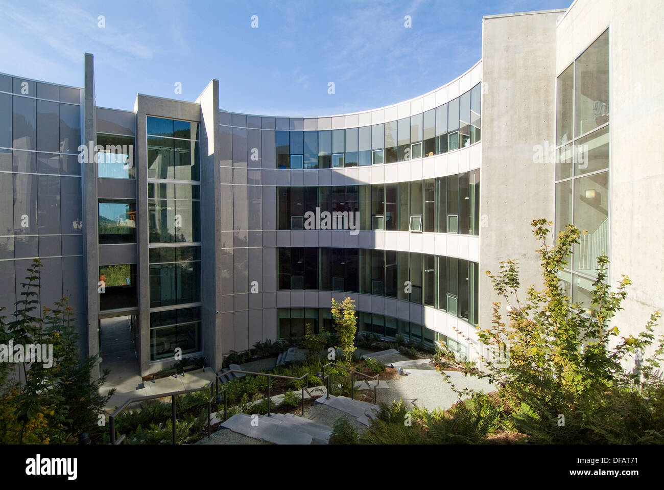 Quest university hi-res stock photography and images - Alamy