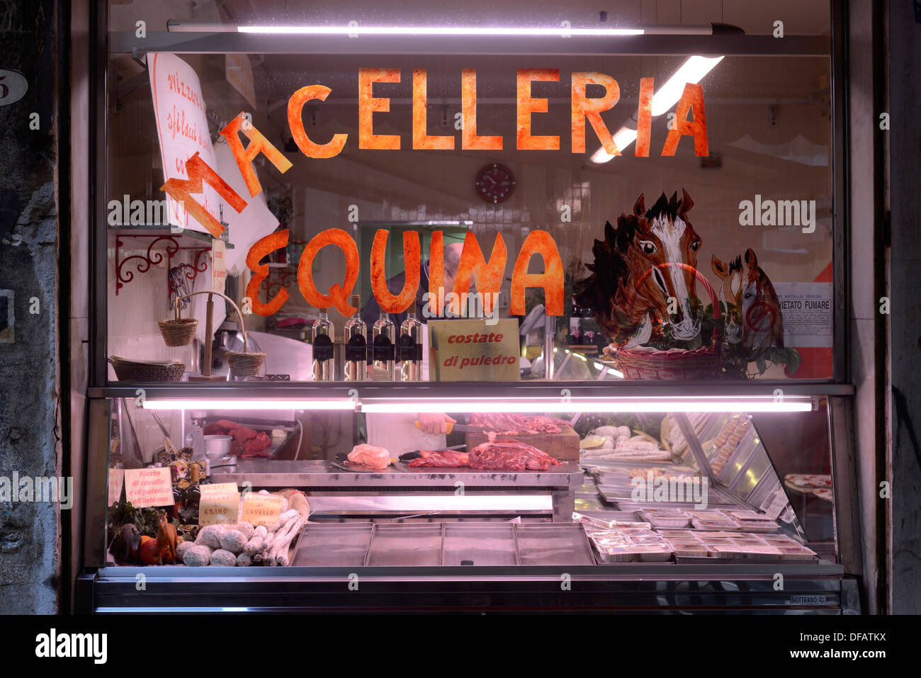 Butcher window hi-res stock photography and images - Alamy