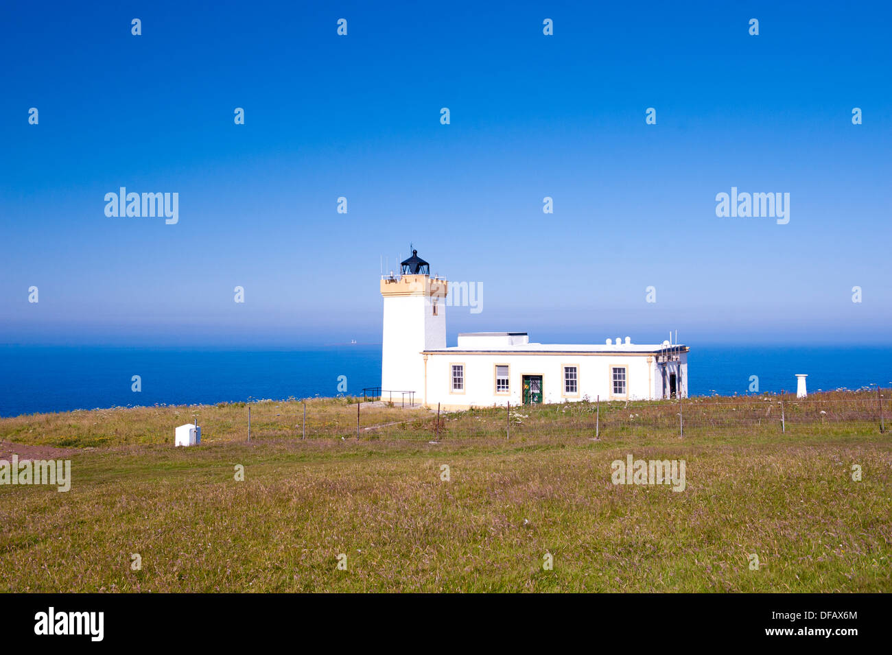 Lighthouse On Cliff Top High Resolution Stock Photography and Images ...