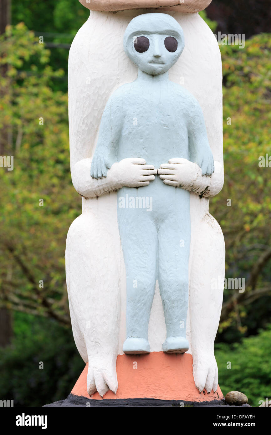 Totem Pole by Hugh Hinds,Fall City,Seattle,Washington State,USA Stock ...