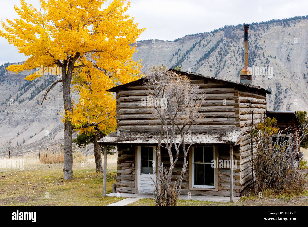 Historic fort yellowstone hi-res stock photography and images - Alamy
