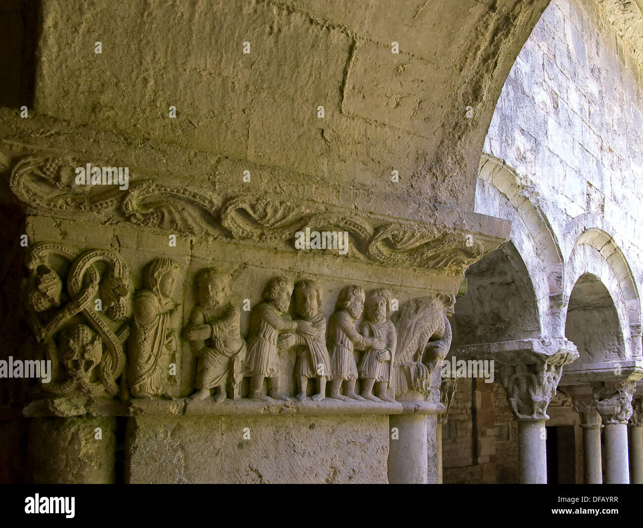 Romanesque cloister hi-res stock photography and images - Alamy