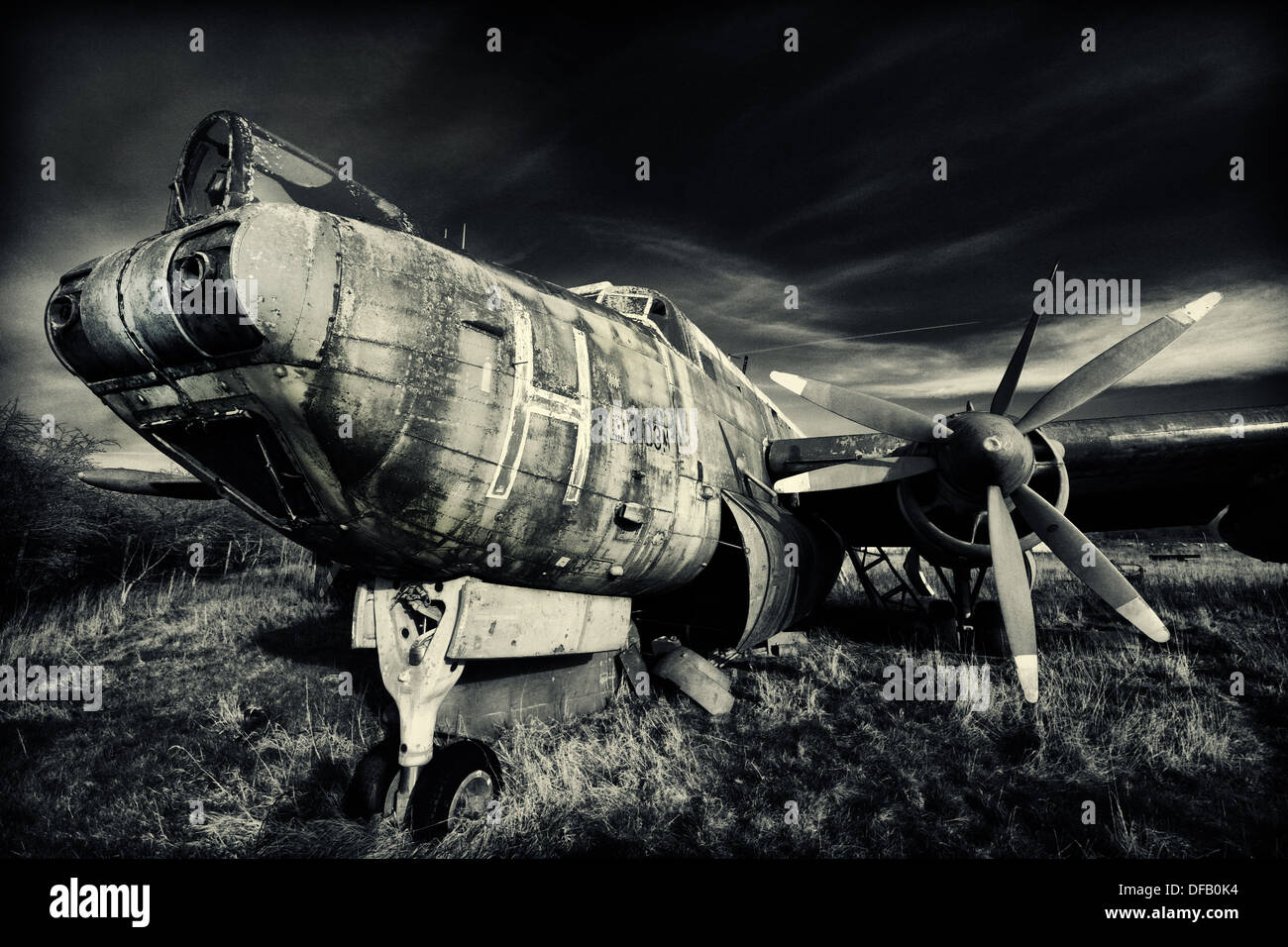 Shackleton aircraft hi-res stock photography and images - Alamy