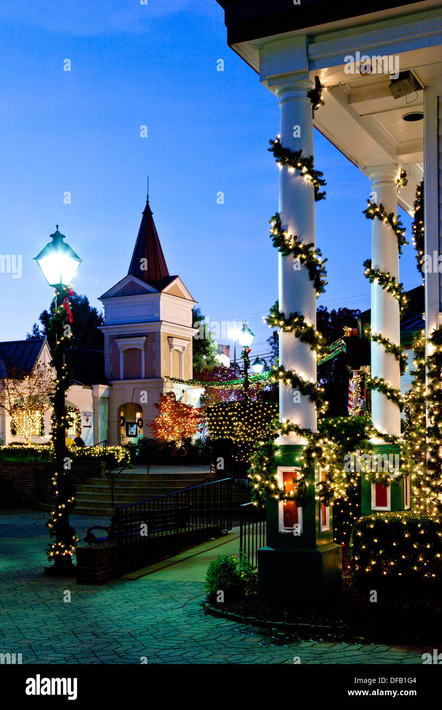 Grand village shops branson missouri hi-res stock photography and ...