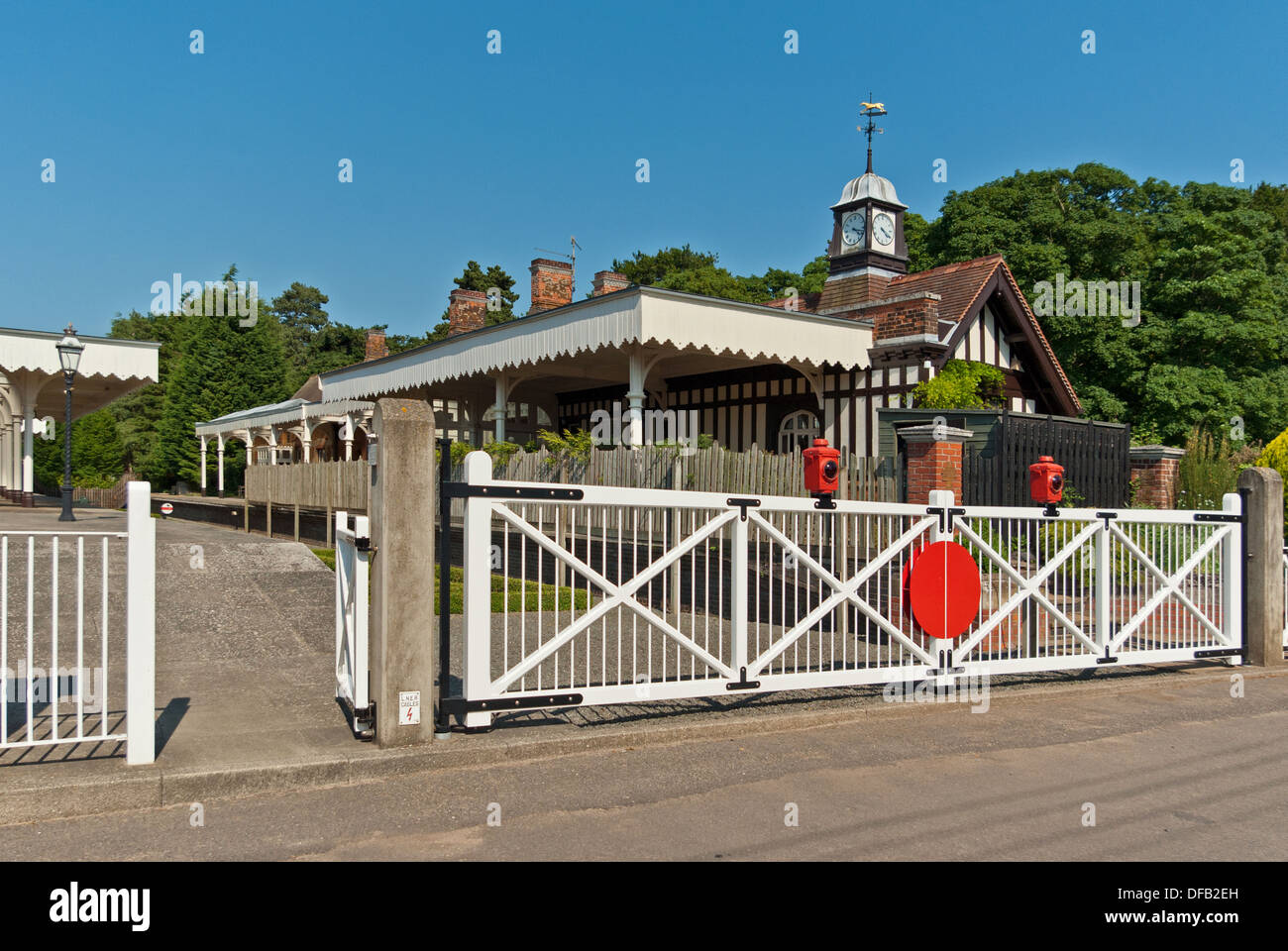 Level crossing gates at the the Royal Station, Wolferton, Norfolk Stock ...