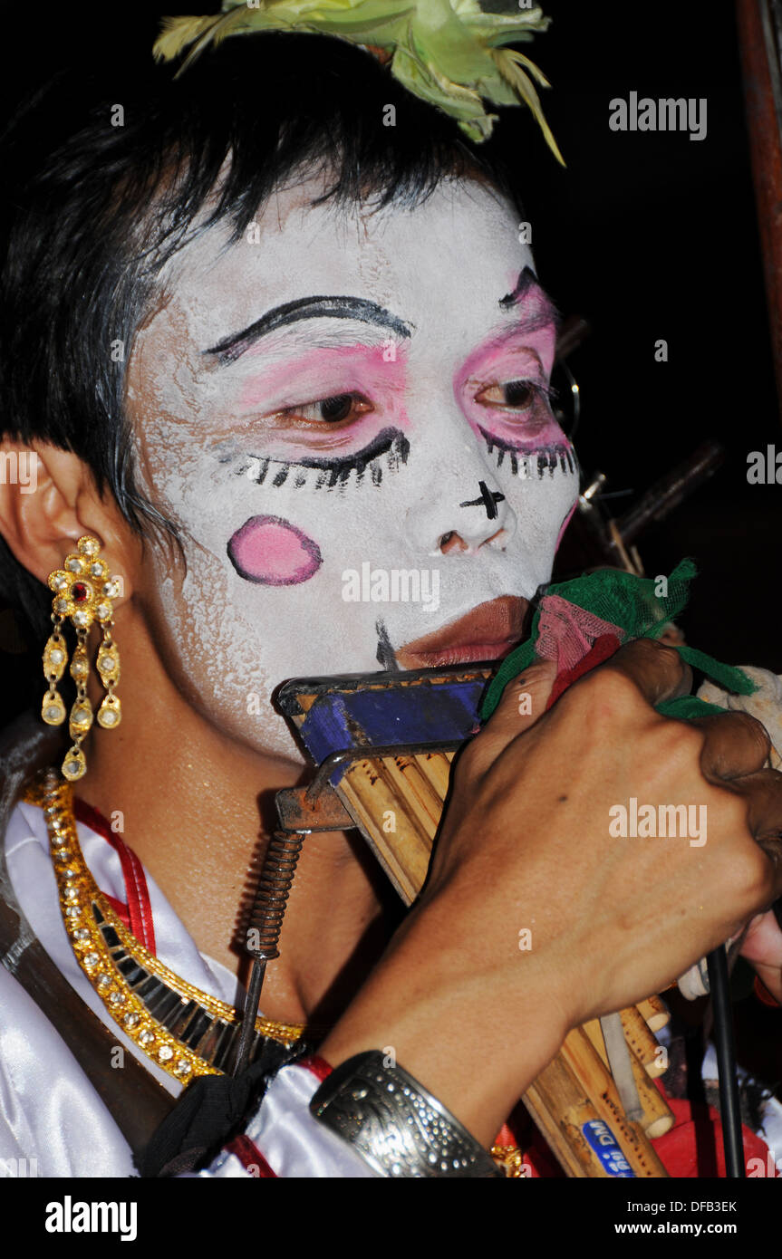 Pan Flute Player Stock Photos & Pan Flute Player Stock Images - Alamy