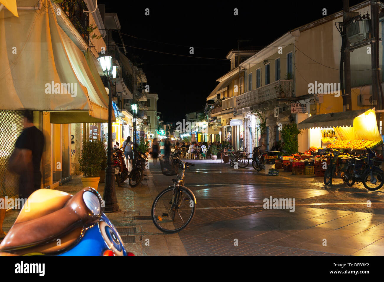 Lefkada town street hi-res stock photography and images - Alamy