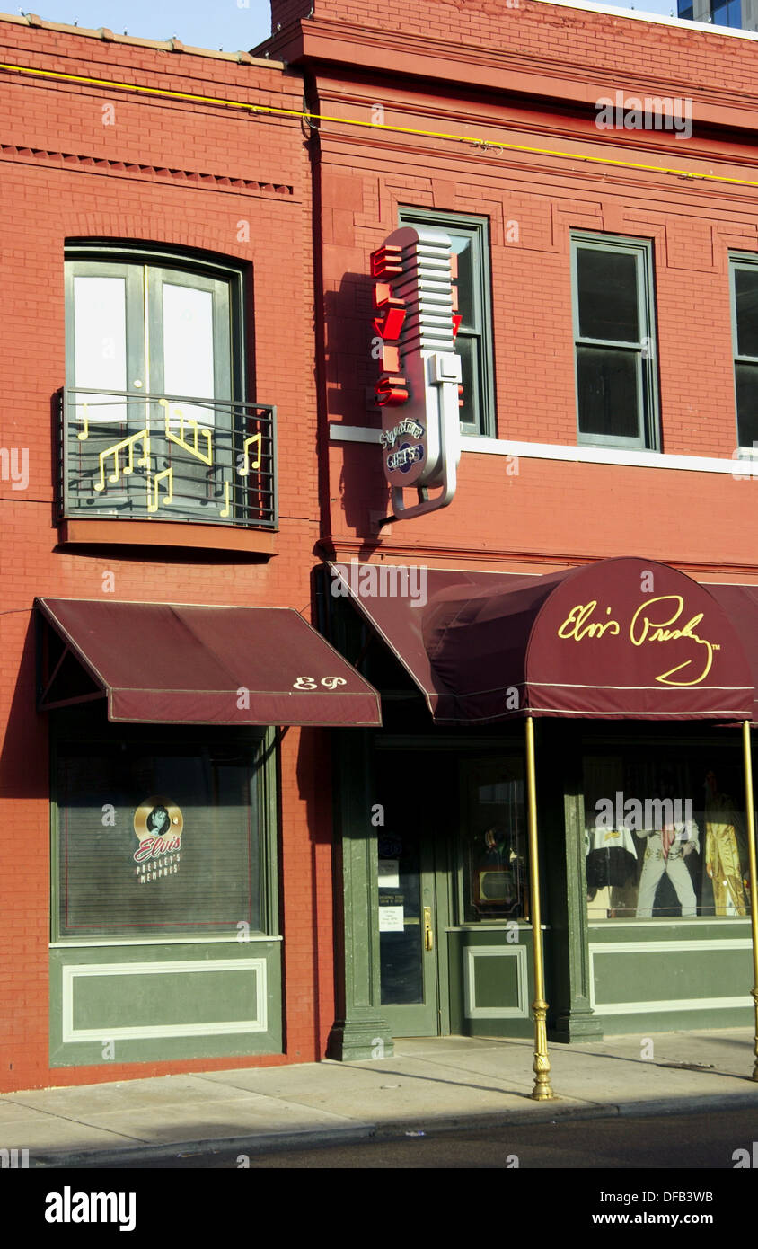 Elvis beale street hi-res stock photography and images - Alamy