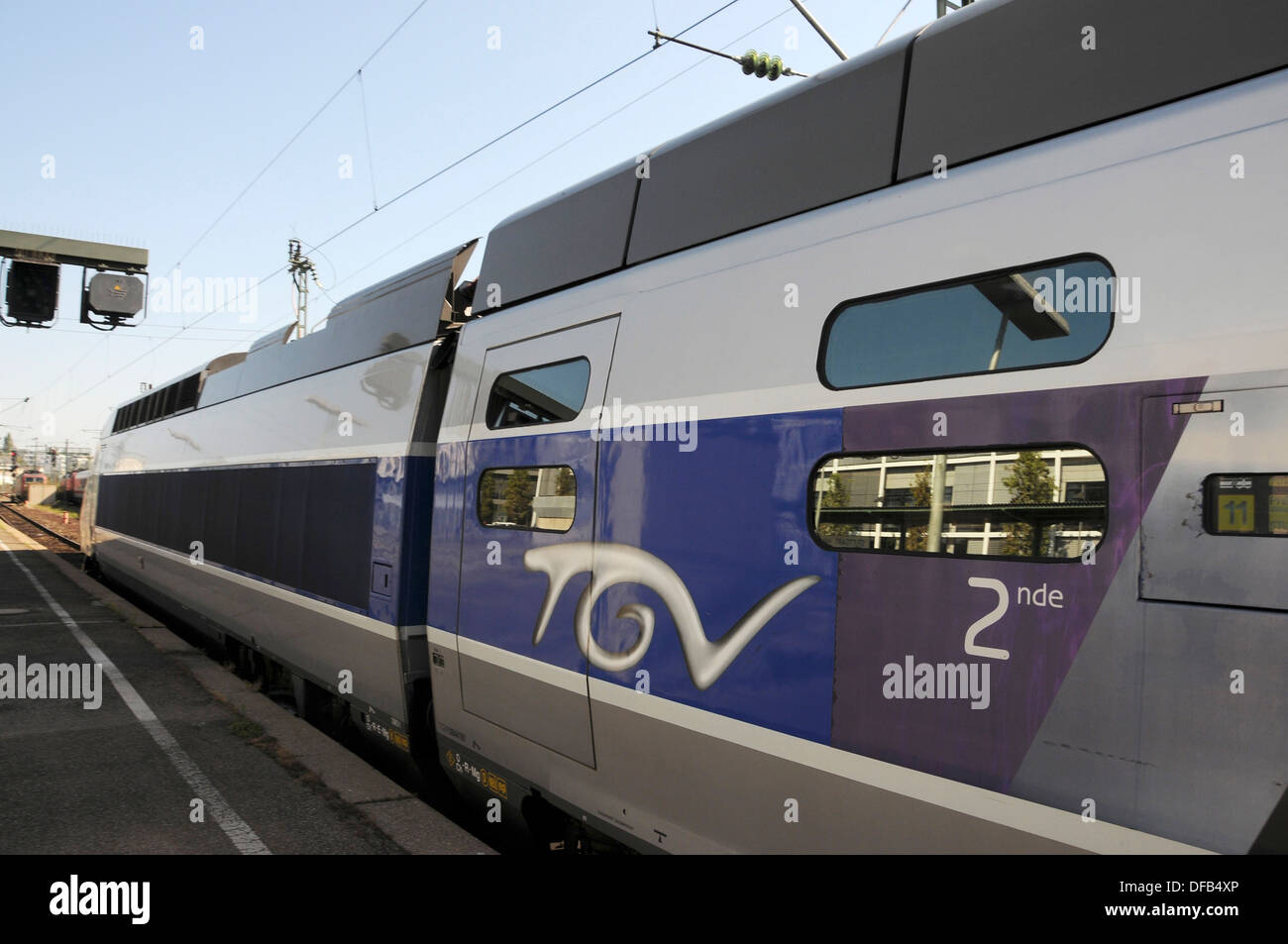 Tgv logo hi-res stock photography and images - Alamy