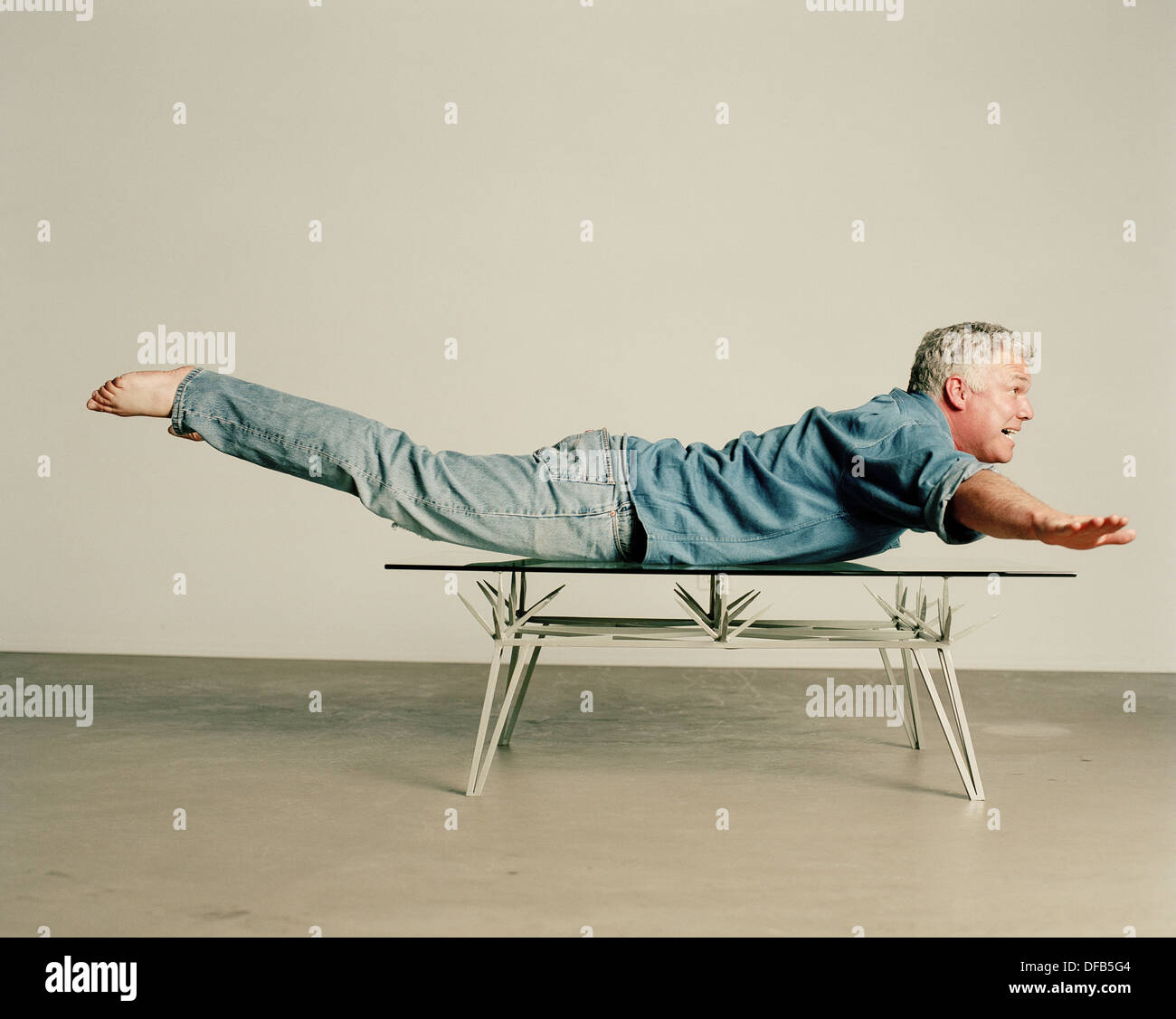 Profile across hi-res stock photography and images - Alamy