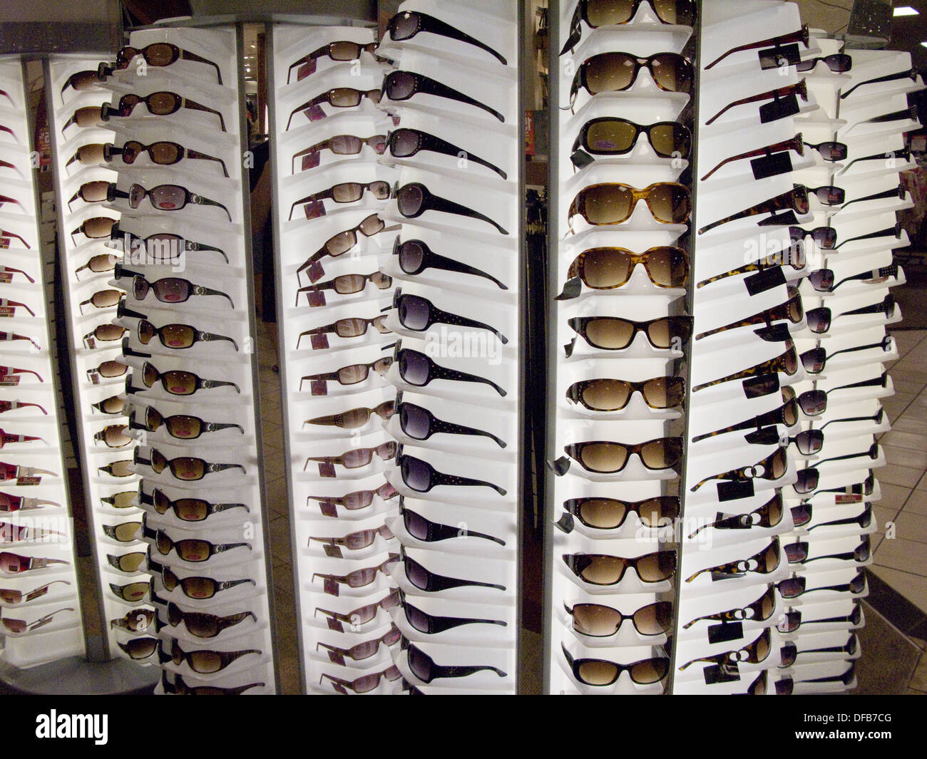 Sunglass stand hi-res stock photography and images - Alamy