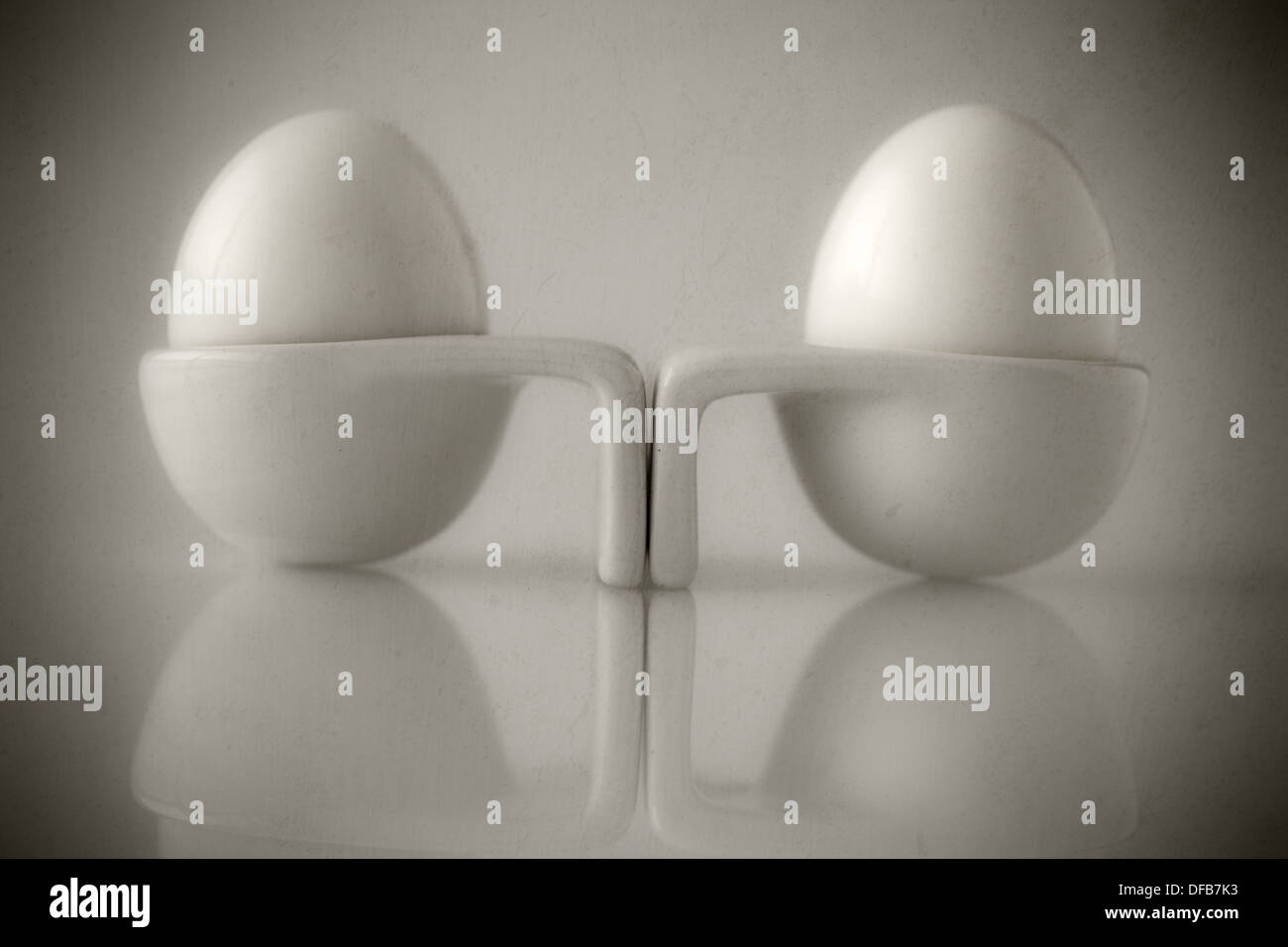 Huevo huevo duro hi-res stock photography and images - Alamy