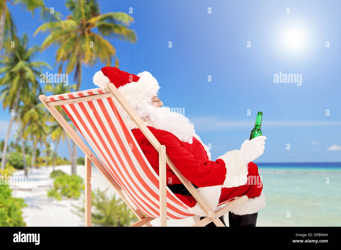 Santa claus drinking beer hi-res stock photography and images - Alamy
