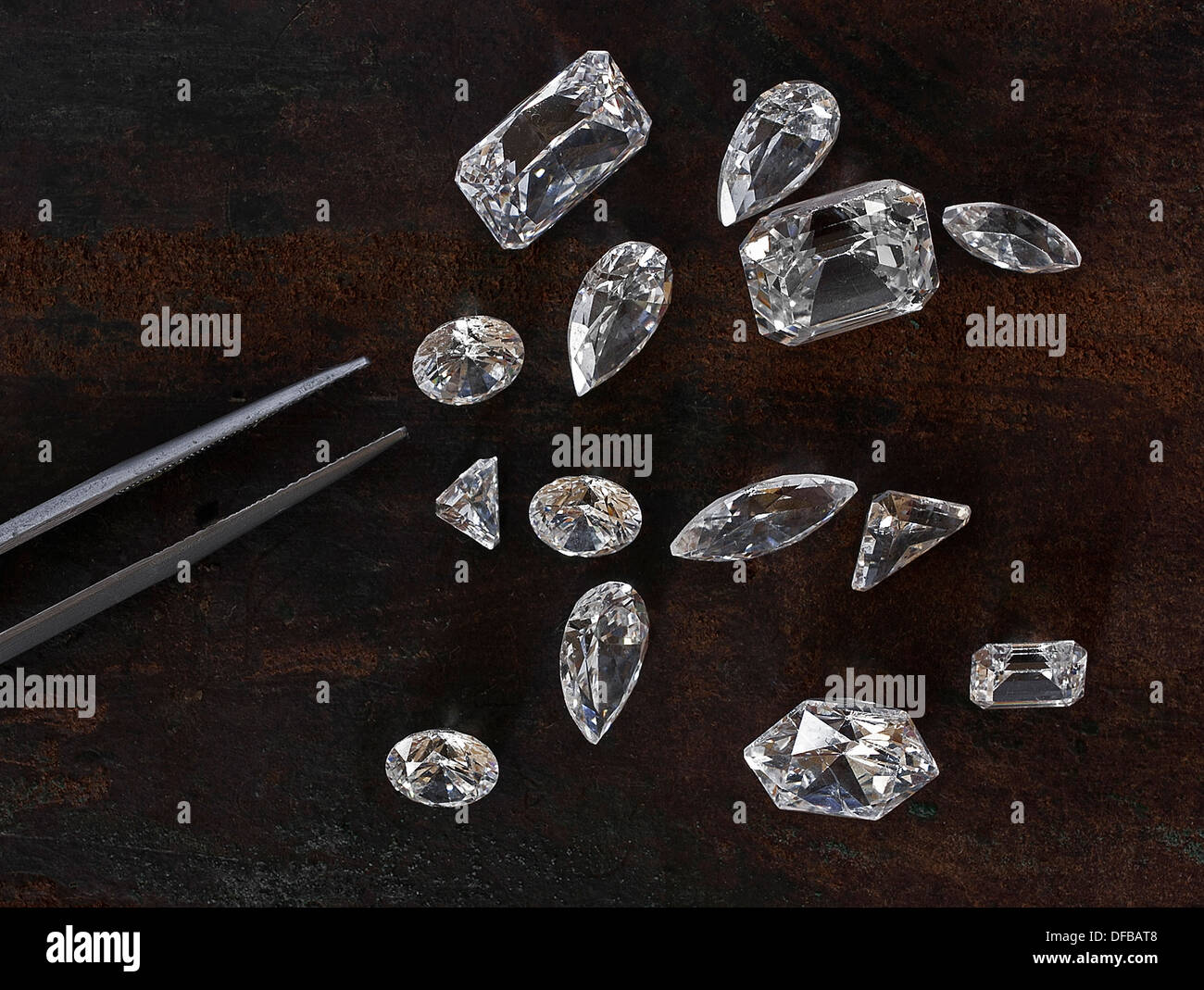 Diamonds hi-res stock photography and images - Alamy