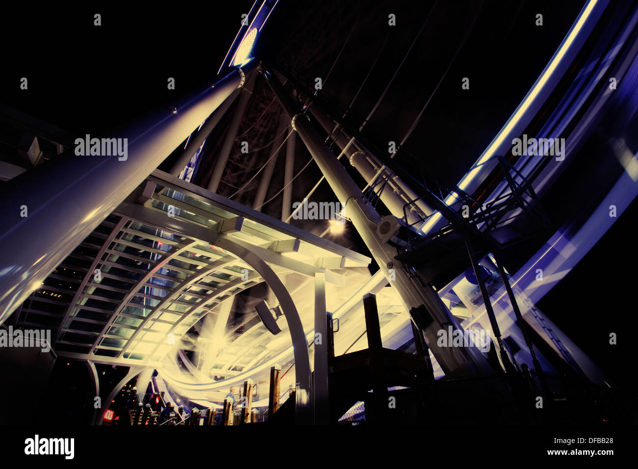 Seattle Great Wheel at night Stock Photo - Alamy