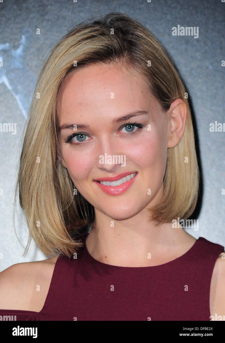 New York, NY. 1st Oct, 2013. Jess Weixler at arrivals for GRAVITY ...