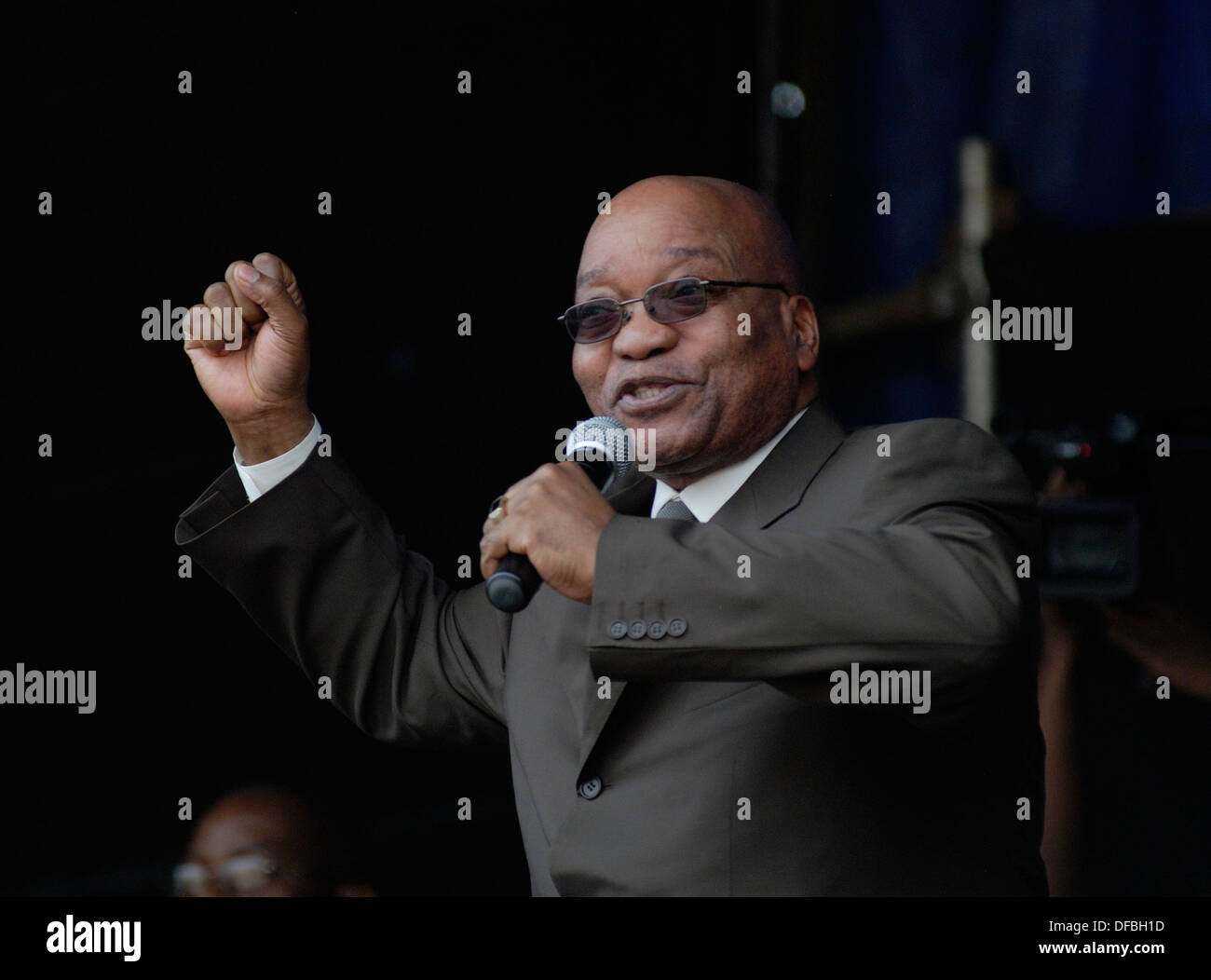 President African National Congress Jacob Zuma sings his trademark ...