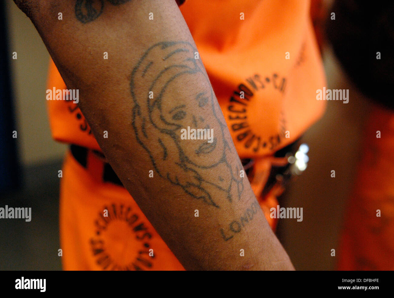 Shackled prison hi-res stock photography and images - Alamy