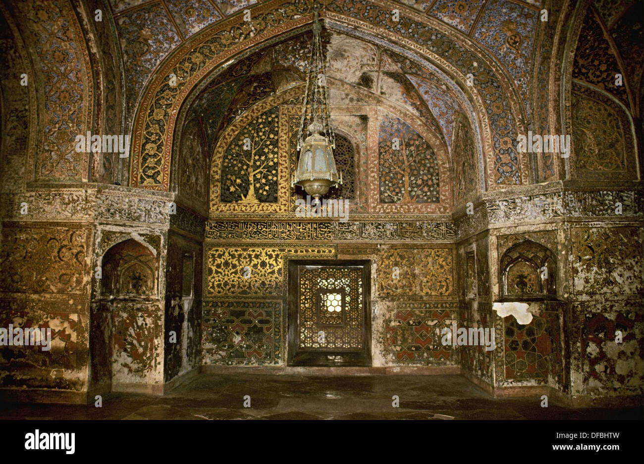 Tomb of akbar interior hi-res stock photography and images - Alamy