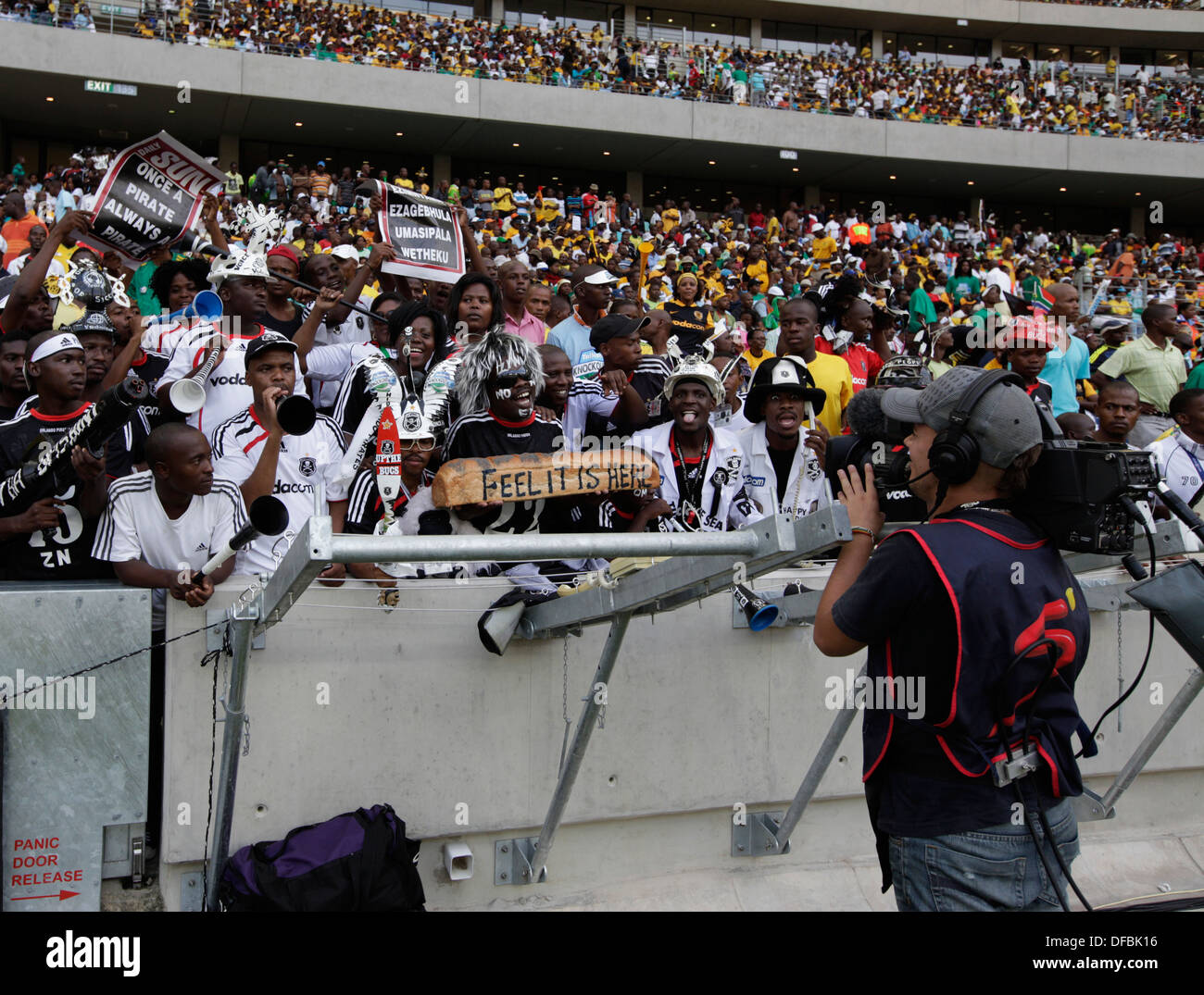 Orlando pirates soccer fans hi-res stock photography and images - Alamy