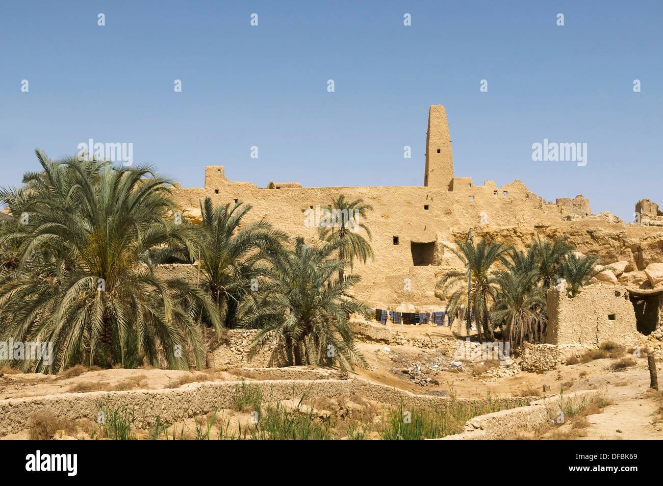Amun temple hi-res stock photography and images - Alamy
