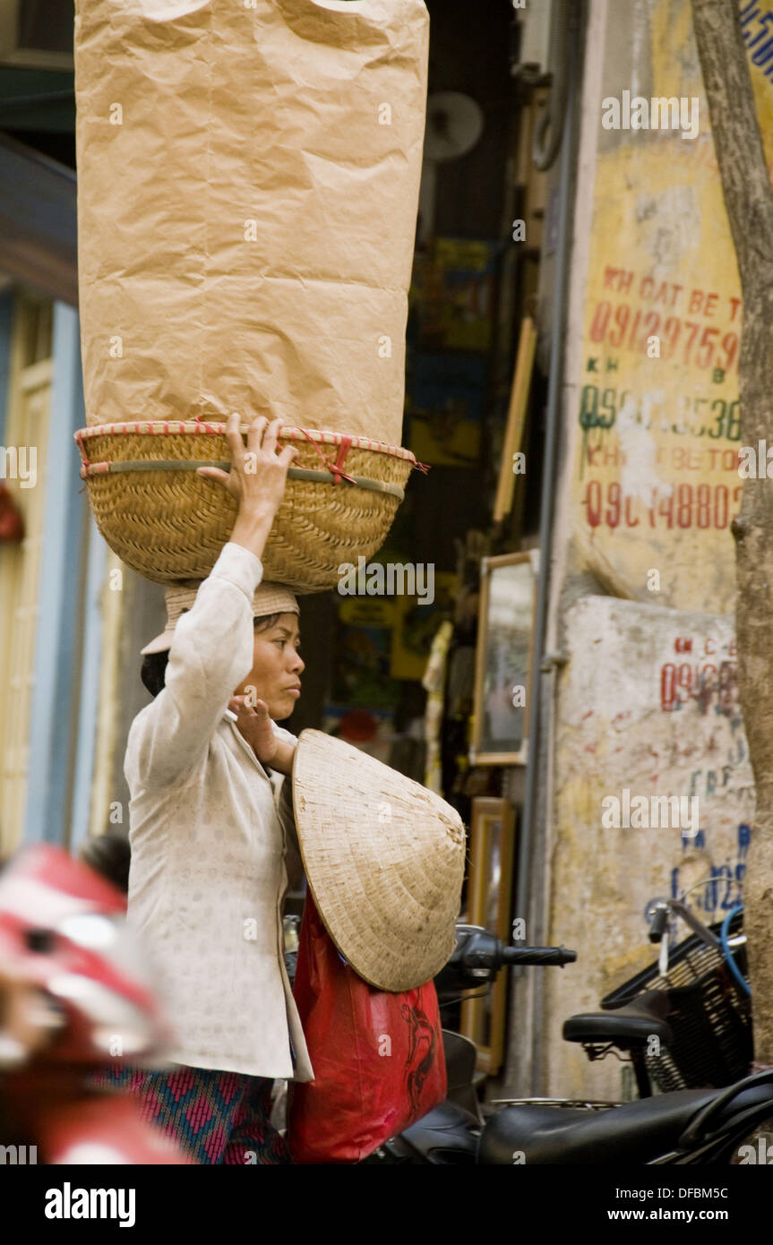 Heavy load on head hi-res stock photography and images - Alamy