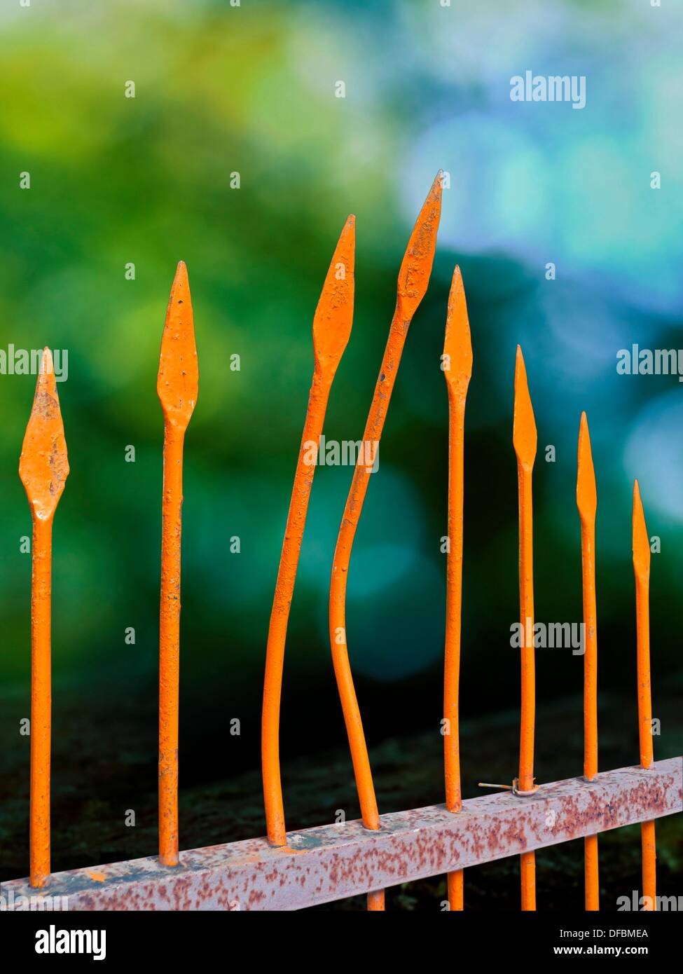 Arrow tips hi-res stock photography and images - Alamy