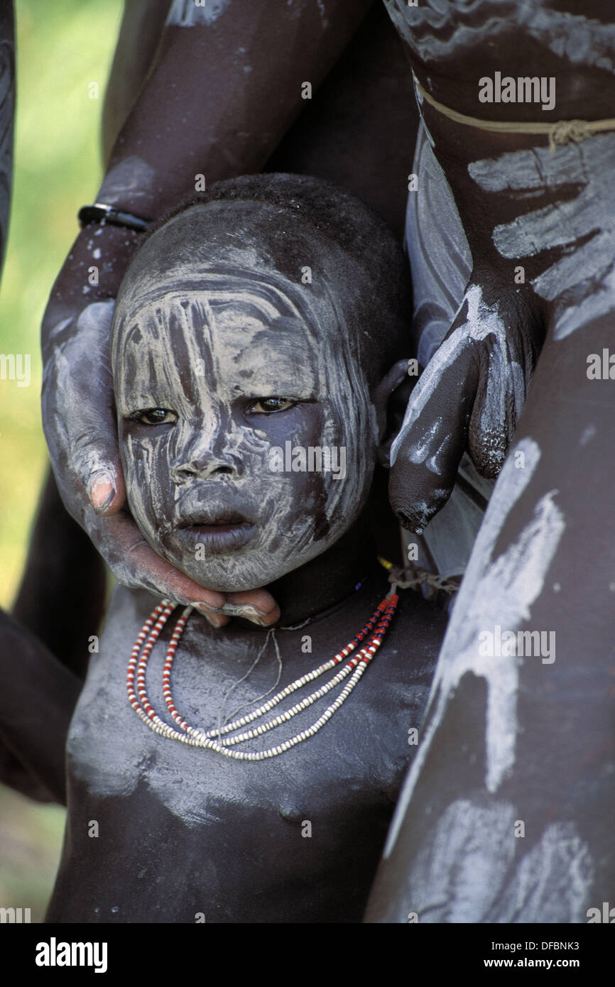 Africa, Ethiopia, Murle Region. Surma child portrait Stock Photo - Alamy