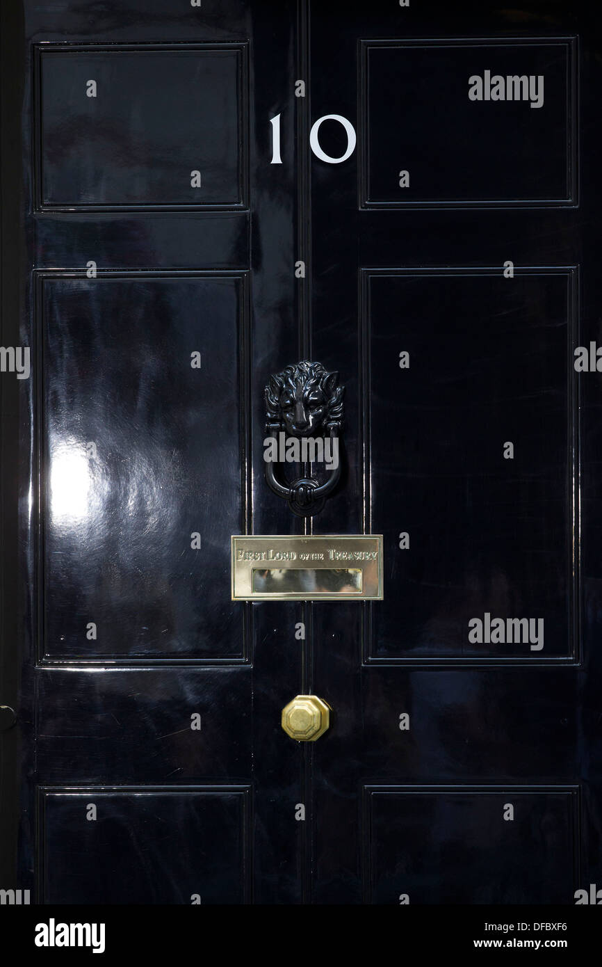 10 downing street door hi-res stock photography and images - Alamy