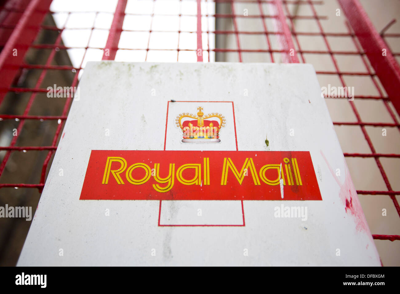 UNITED KINGDOM, London : A Royal Mail delivery office is pictured in ...