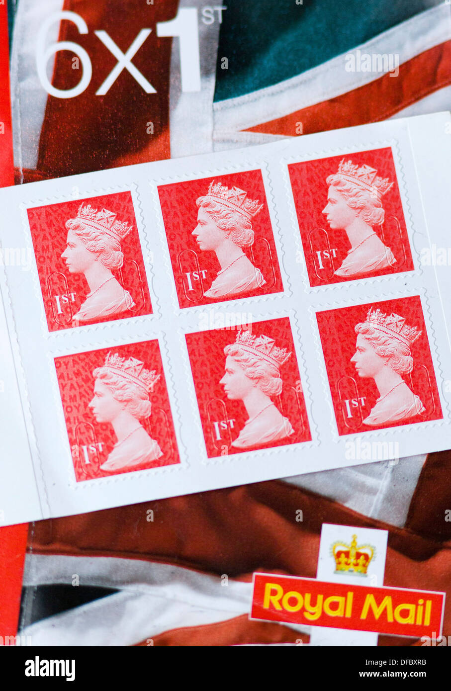 First class stamps hi-res stock photography and images - Alamy