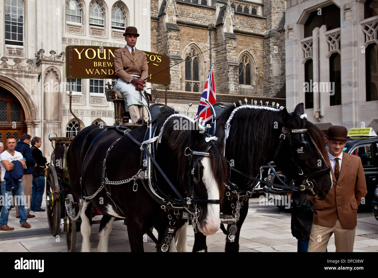 Traditional Horse & Cart, The Pearly Kings and Queens Harvest Festival ...