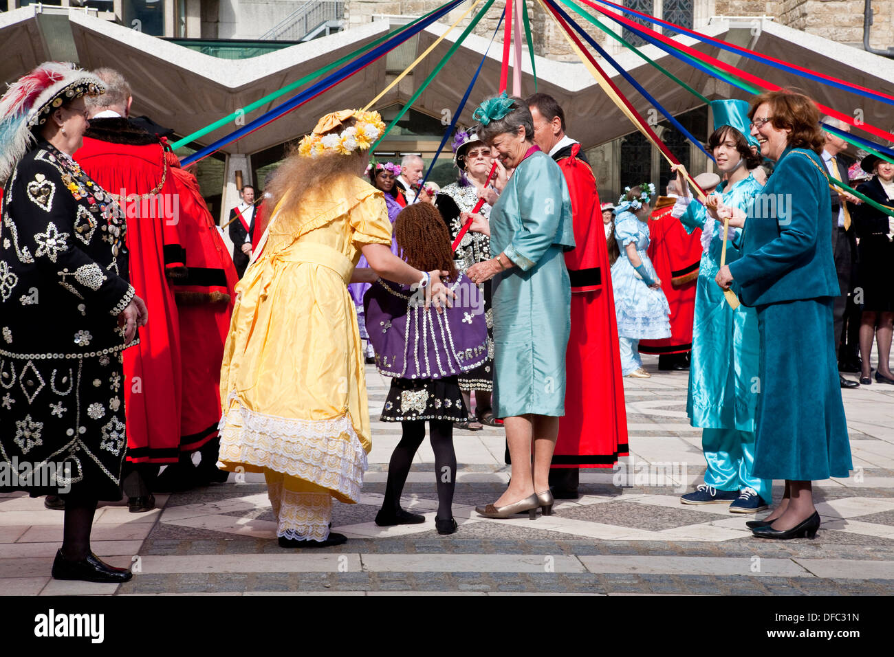 The Pearly Kings and Queens Costermongers Harvest Festival, London ...