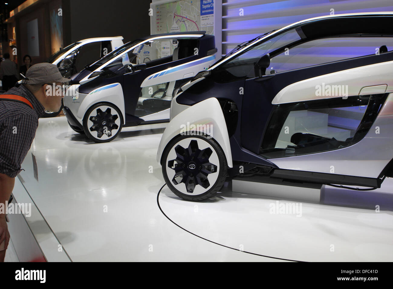 Chiba, Japan. 01st Oct, 2013. Japanese car company Toyota unveils its ...