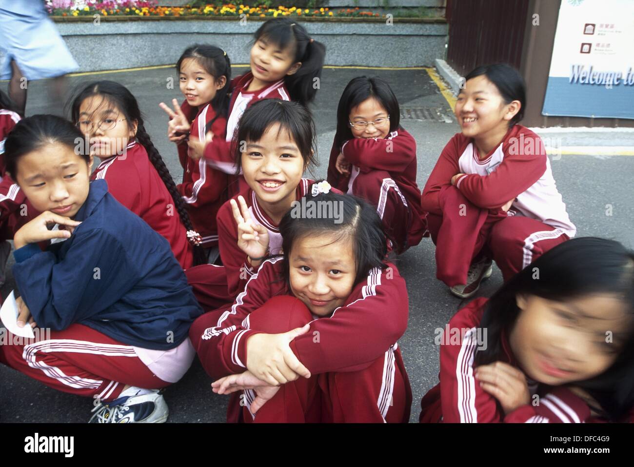 School girls in taipei hi-res stock photography and images - Alamy