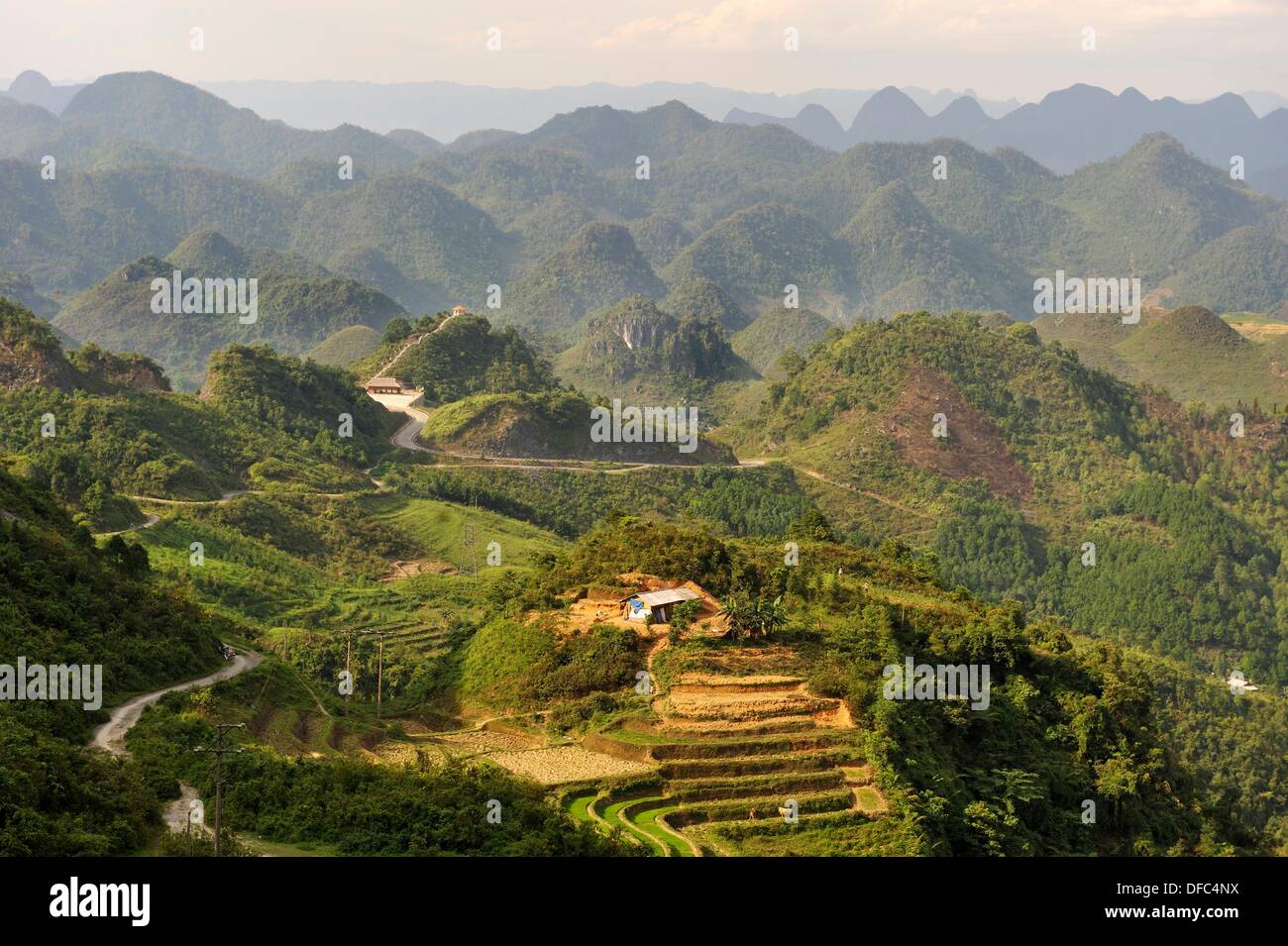 Quan ba pass hi-res stock photography and images - Alamy