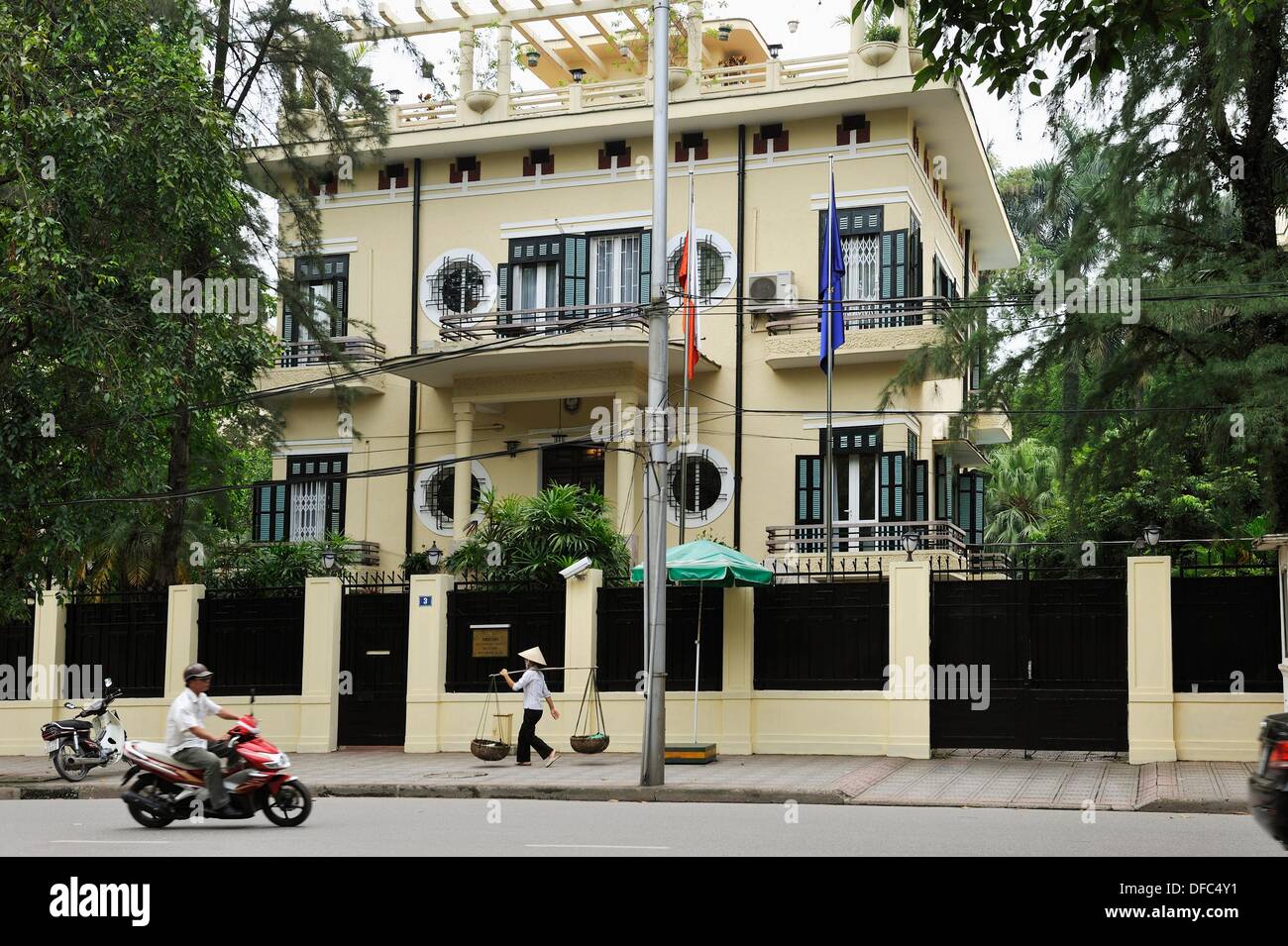 villa in embassy area, Hanoi, Northern Vietnam, southeast asia Stock ...