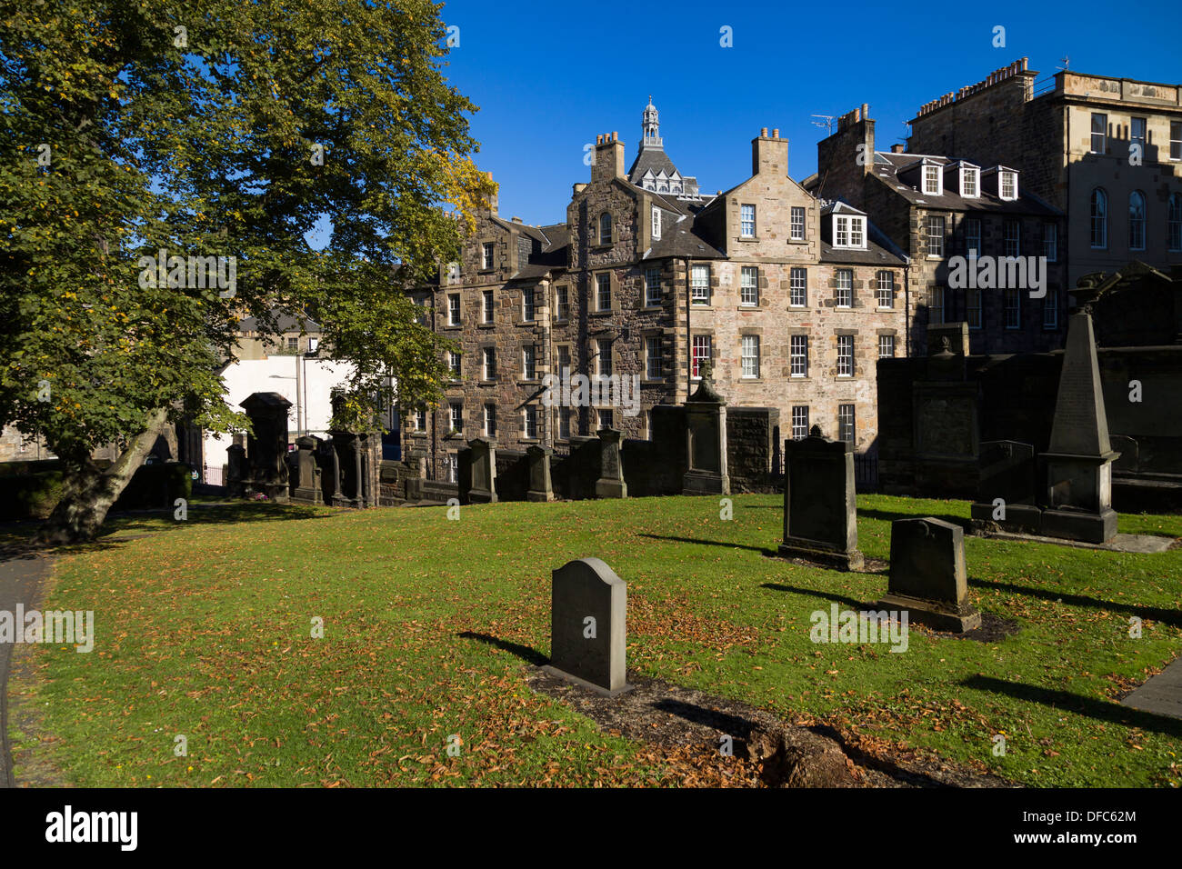 Greyfriars kirkyard hi-res stock photography and images - Alamy