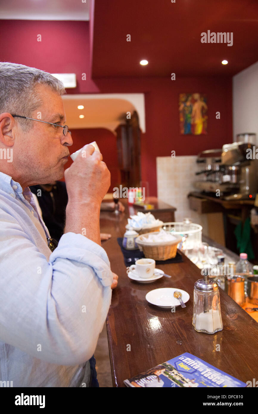 Italy coffee counter hi-res stock photography and images - Alamy
