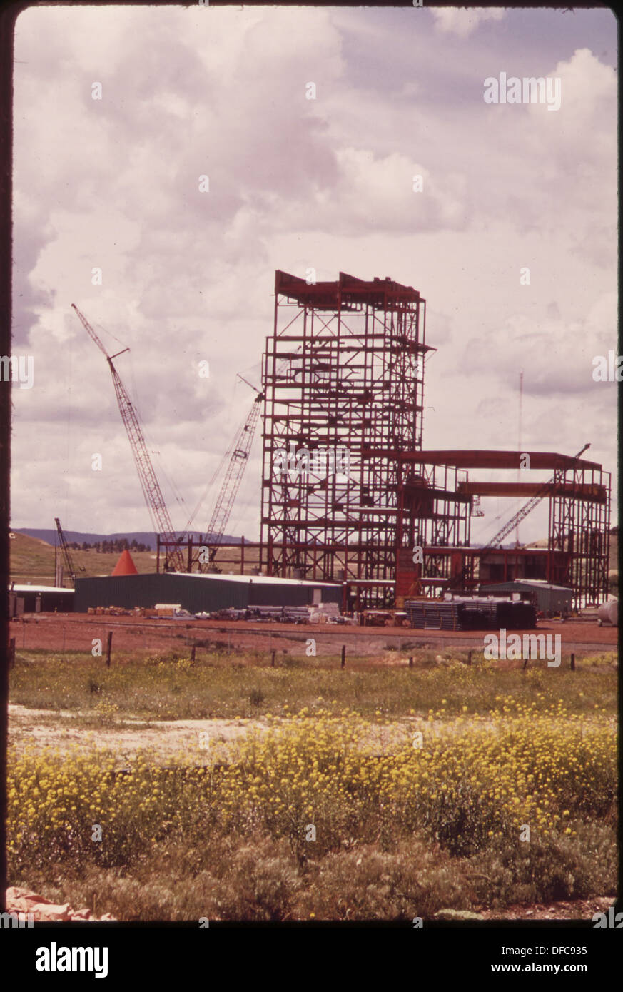 Power plant under construction hi-res stock photography and images - Alamy