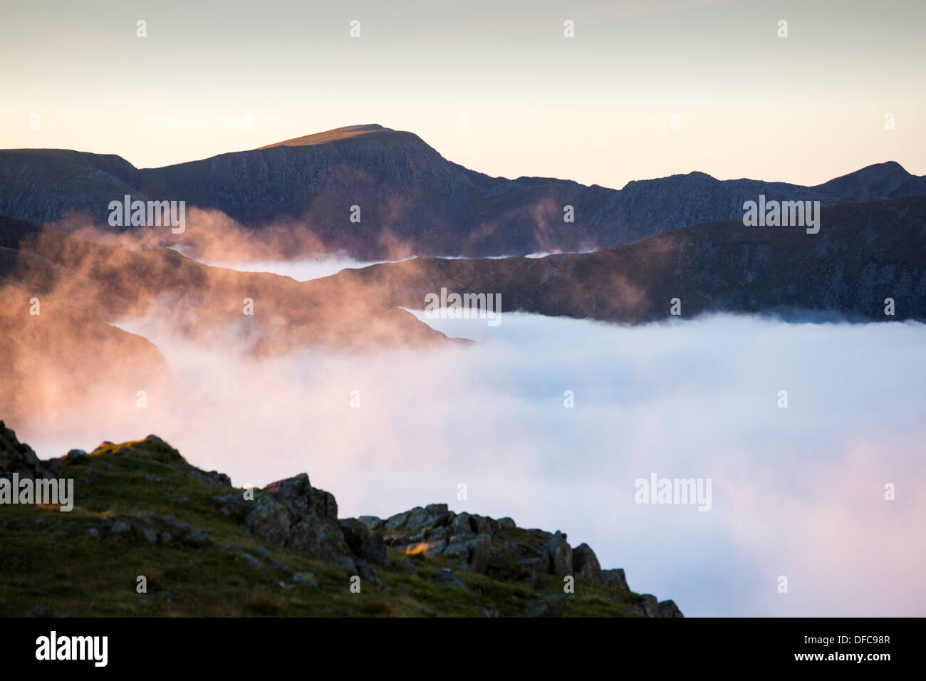Mist from temperature inversion red hi-res stock photography and images ...
