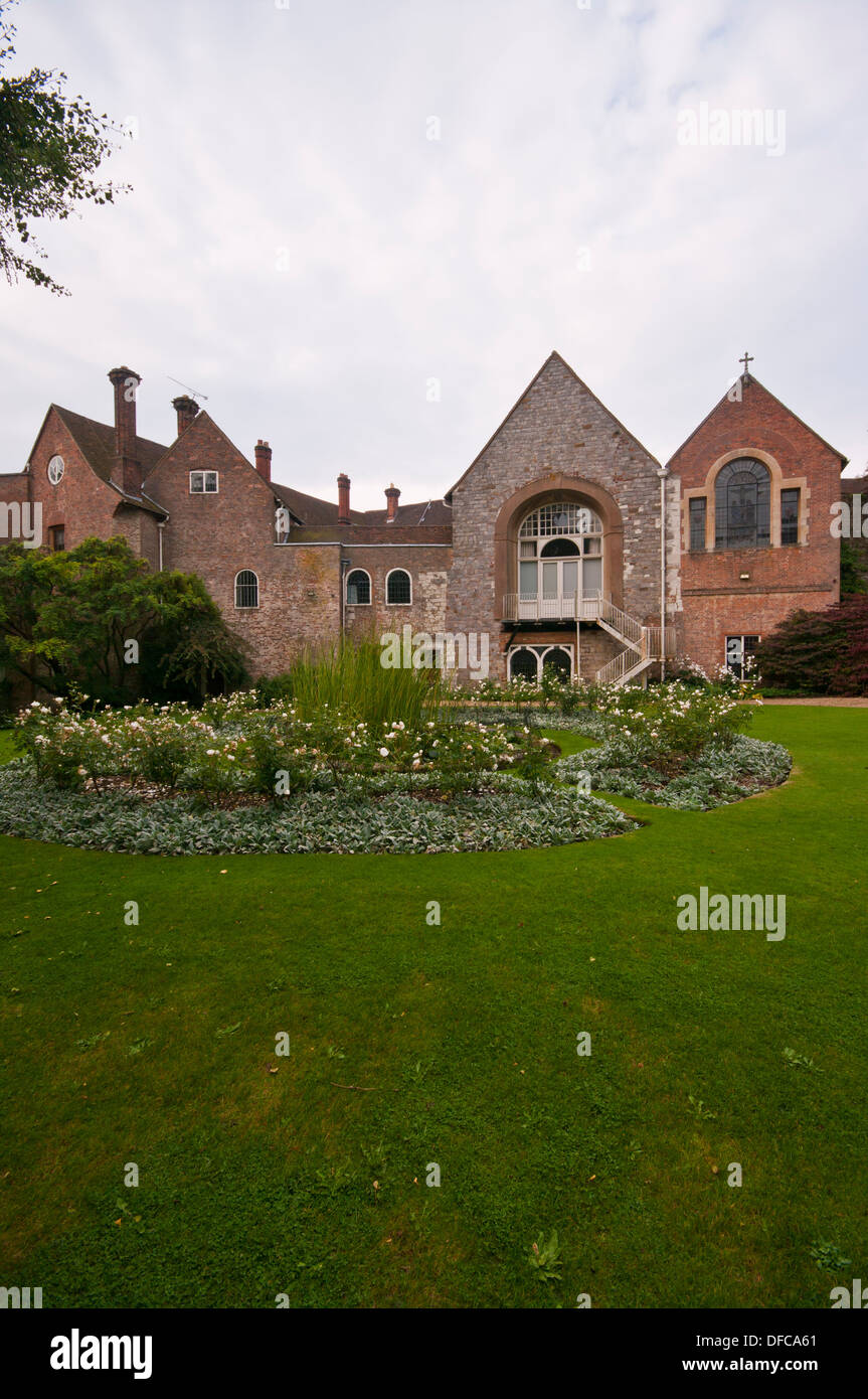 The Bishops Palace at Farnham Castle Surrey England UK Stock Photo - Alamy