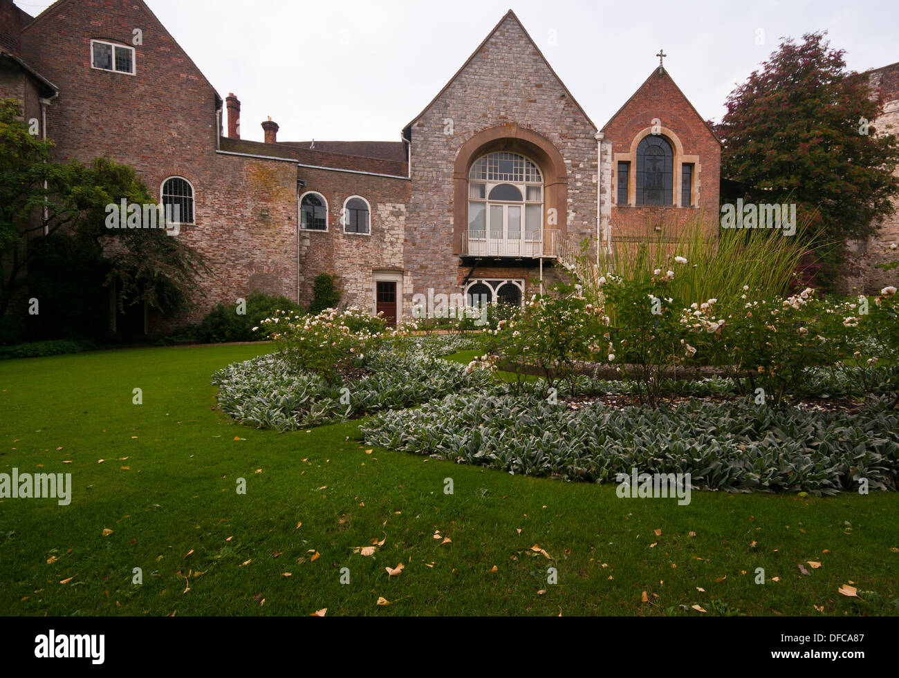 The Bishops Palace at Farnham Castle Surrey England UK Stock Photo - Alamy