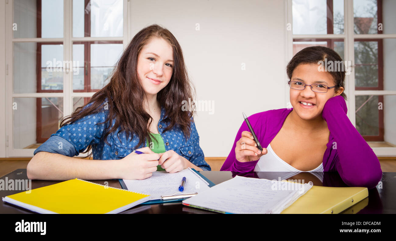 Homework structure hi-res stock photography and images - Alamy