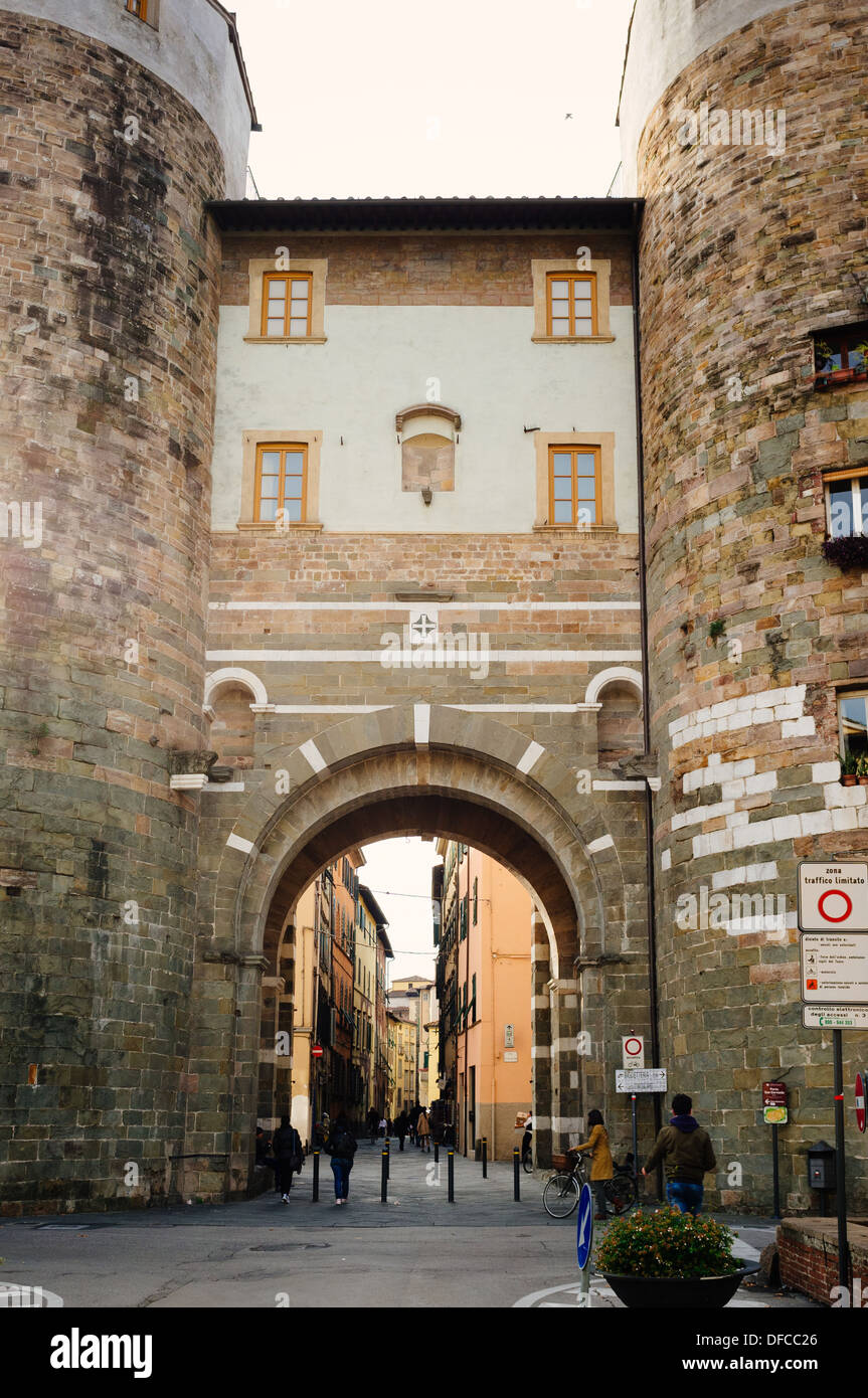 Arch - Lucca, Italy Stock Photo - Alamy