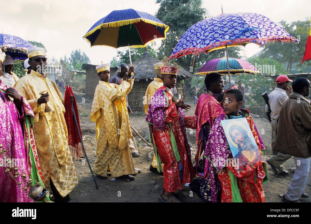 Timkat festival ark of the covenant hi-res stock photography and images ...