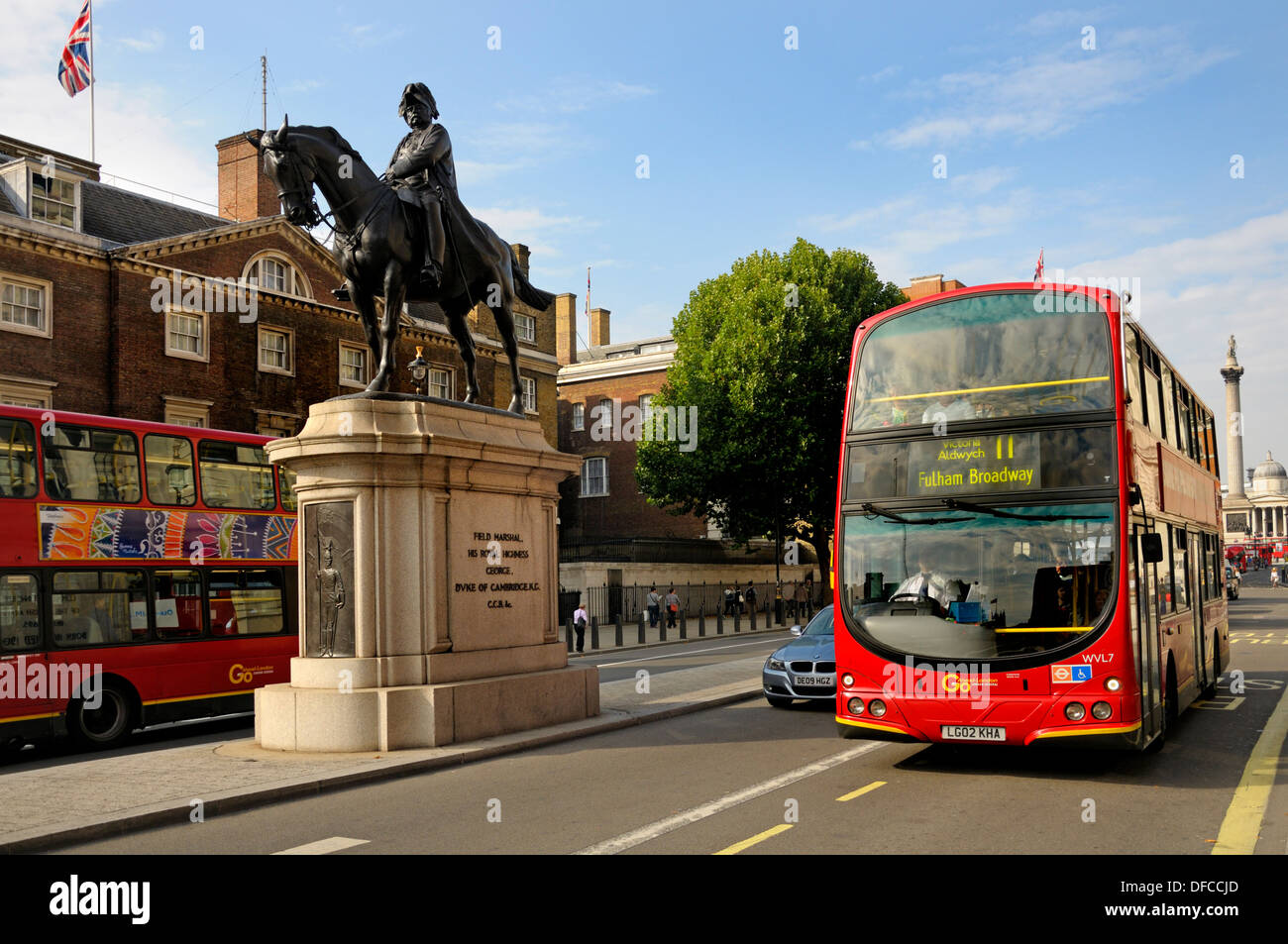 Modern bus hi-res stock photography and images - Alamy