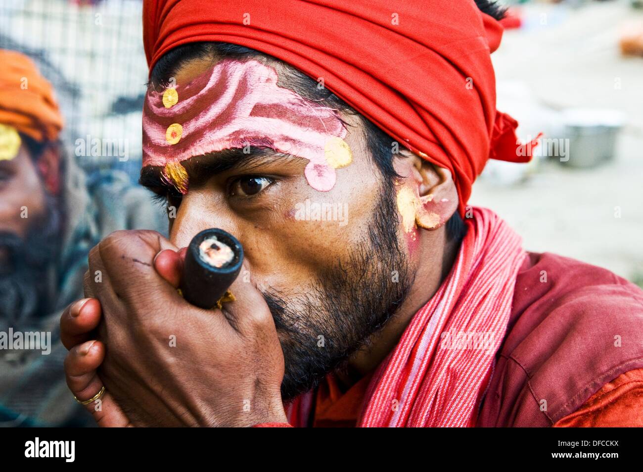 Sadhu smoking ganja hi-res stock photography and images - Alamy